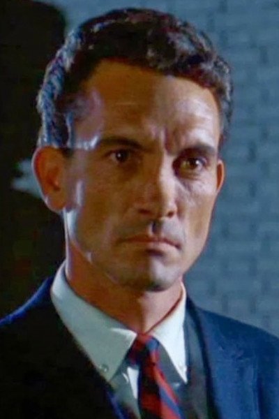 Robert 'Buzz' Henry — факты и информация, фото, видео, фильмография ...