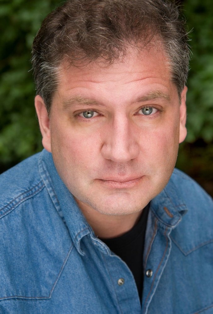 2 интересных факта о фильме Ядовитая роза (2019) — smartfacts